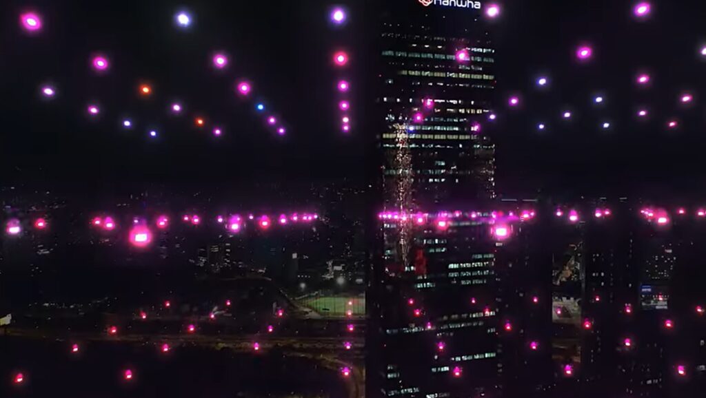 SPH Engineering、誰でもドローンショーを手軽にデザインできるソフト『Drone Show Creator』を発表